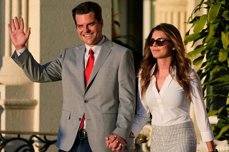 Famous Celebrities And Their Partners Who Make Us Believe In True Love ...